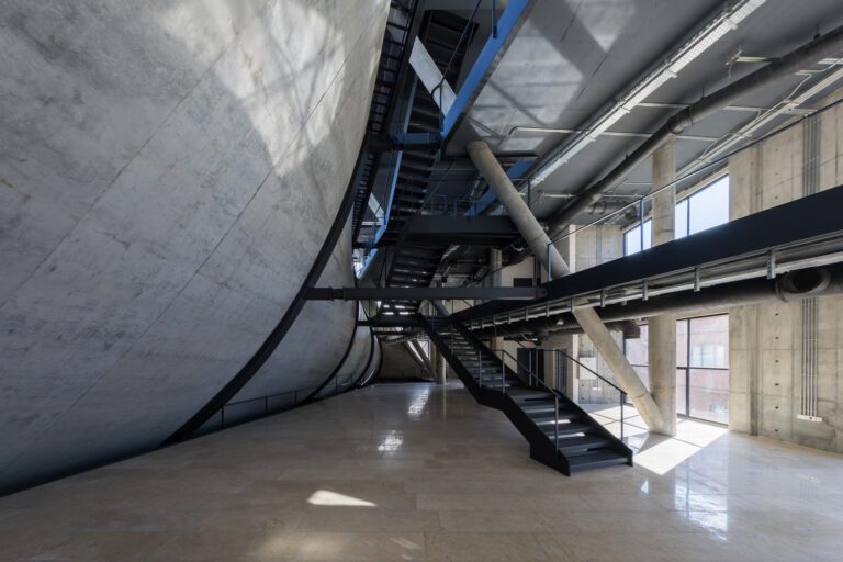 AVA Communications Building | KRDS (Kourosh Rafiey Design Studio ...