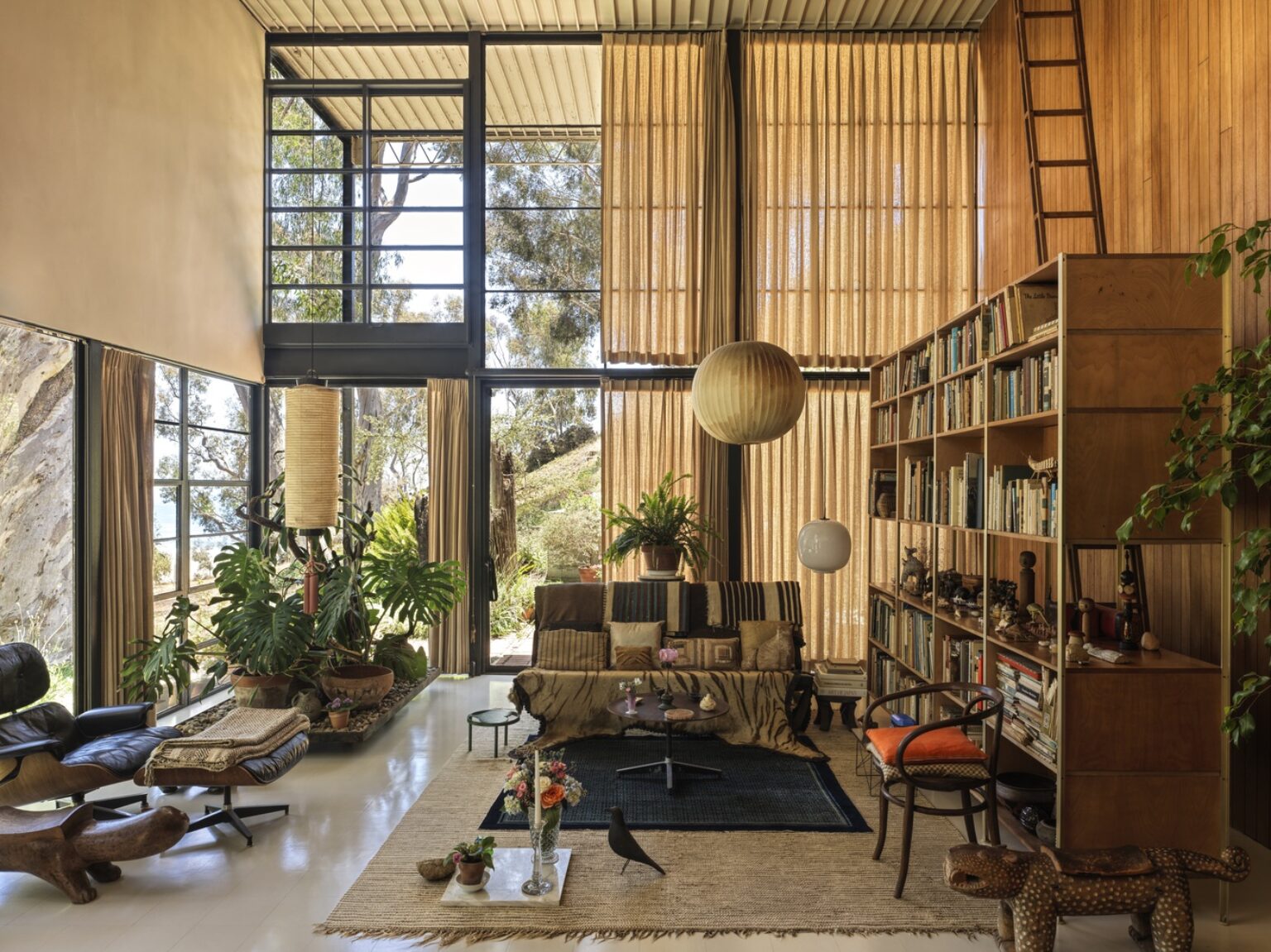 Following Restoration, Eames House Reopens to the Public with Enhanced ...