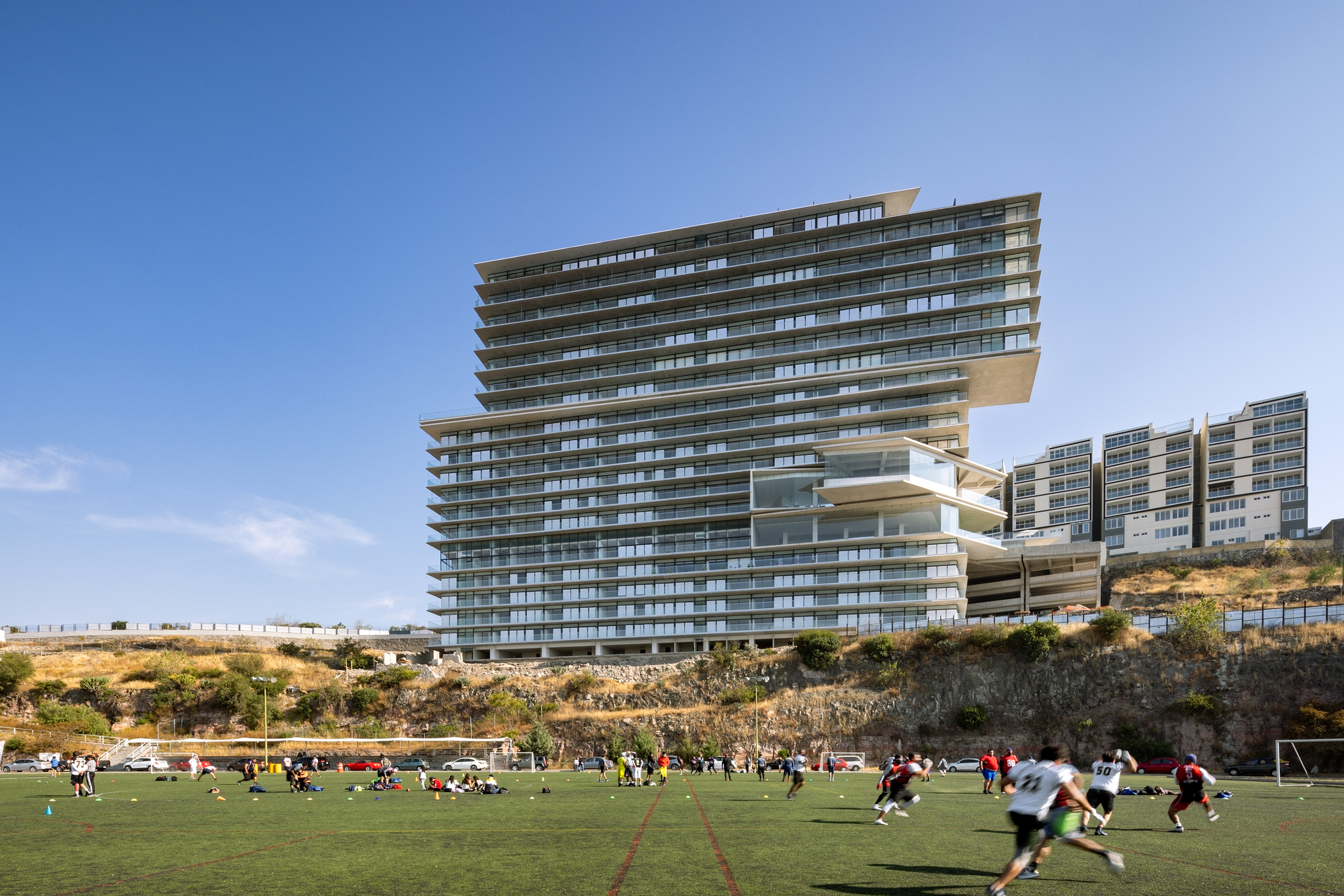 Amirá Building | Archetonic - Arch2O.com