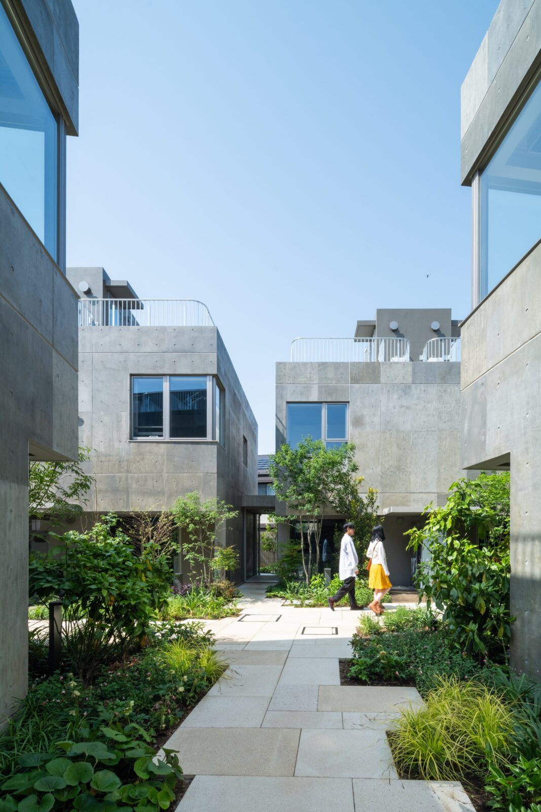 Nishiogi Comichi Terrace | Naruse Inokuma Architects - Arch2O.com
