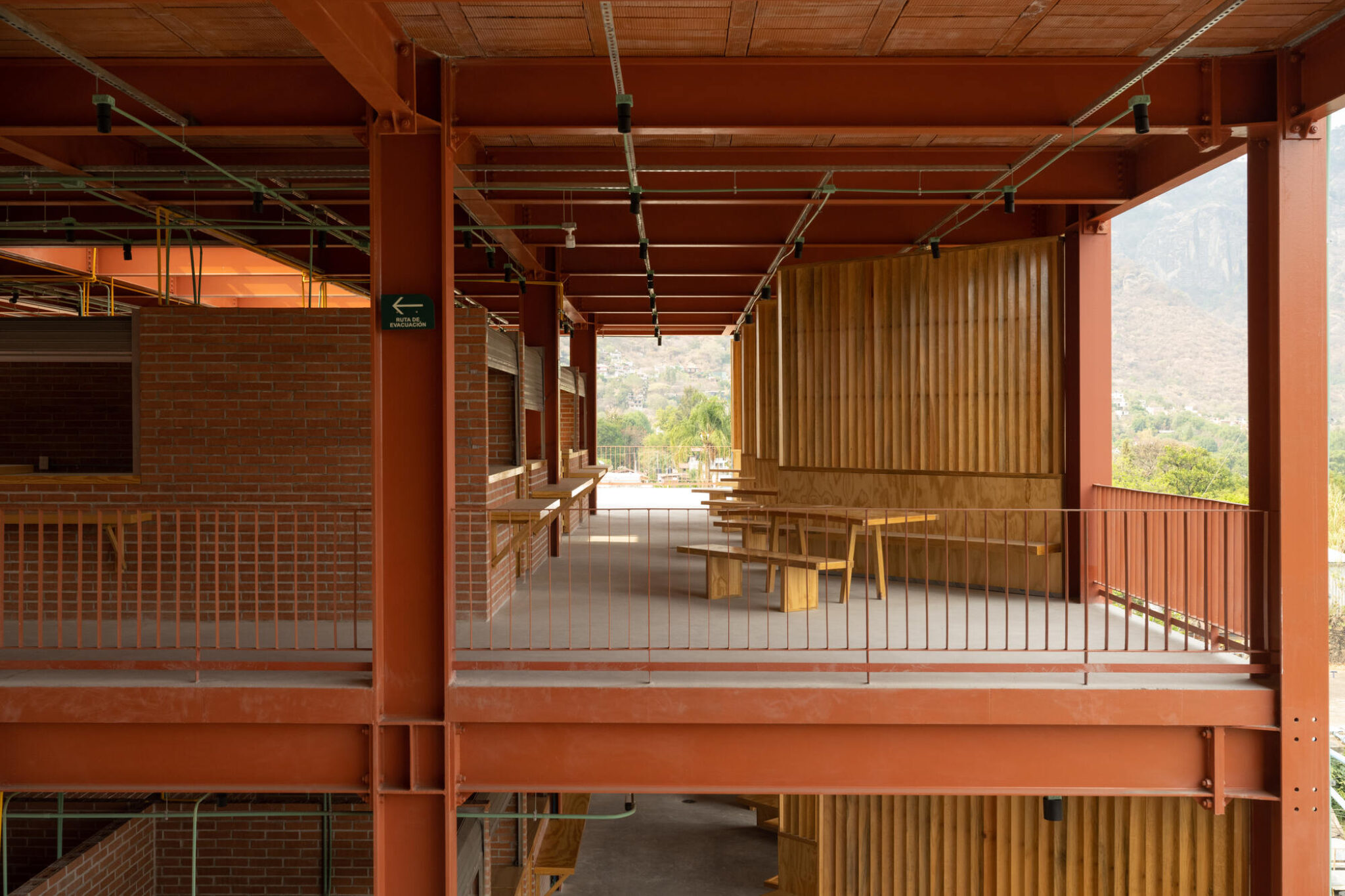 Tepoztlán Market | Laboratorio Regional de Arquitectura + Ramírez ...