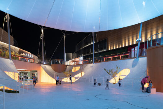The Floating Courtyard - Underground Entrance Plaza Renovation | Deep ...