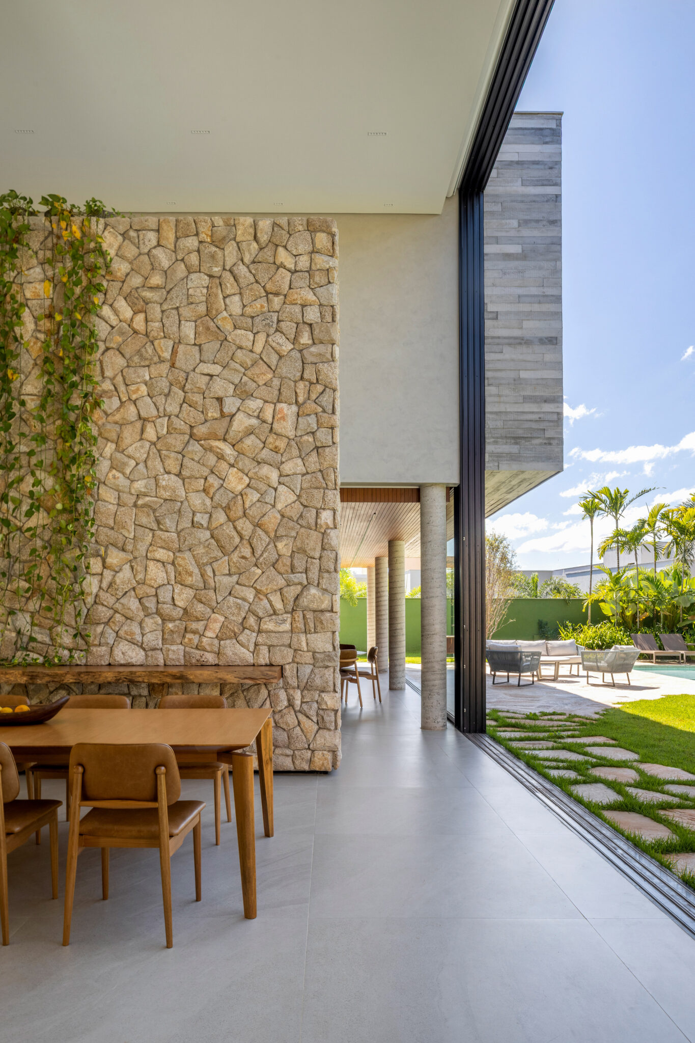 Dione House | STUDIO ANDRE LENZA – Arch2O.com