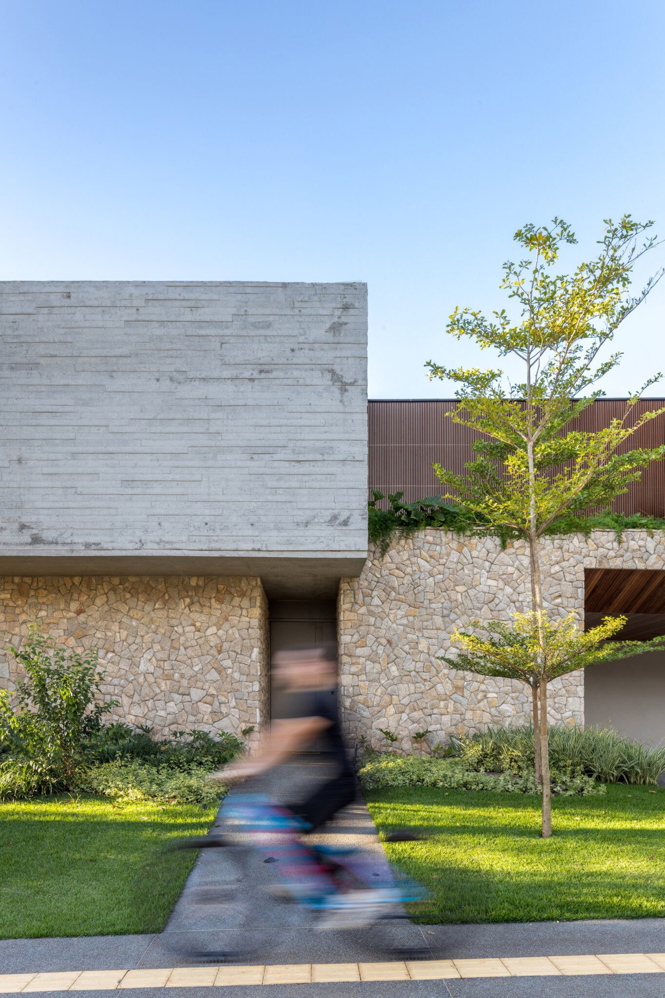 Dione House | STUDIO ANDRE LENZA – Arch2O.com