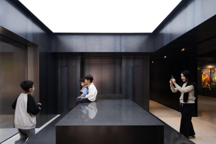apm Gallery in Haikou GAOXINGLI | Dazhou And Associates – Arch2O.com