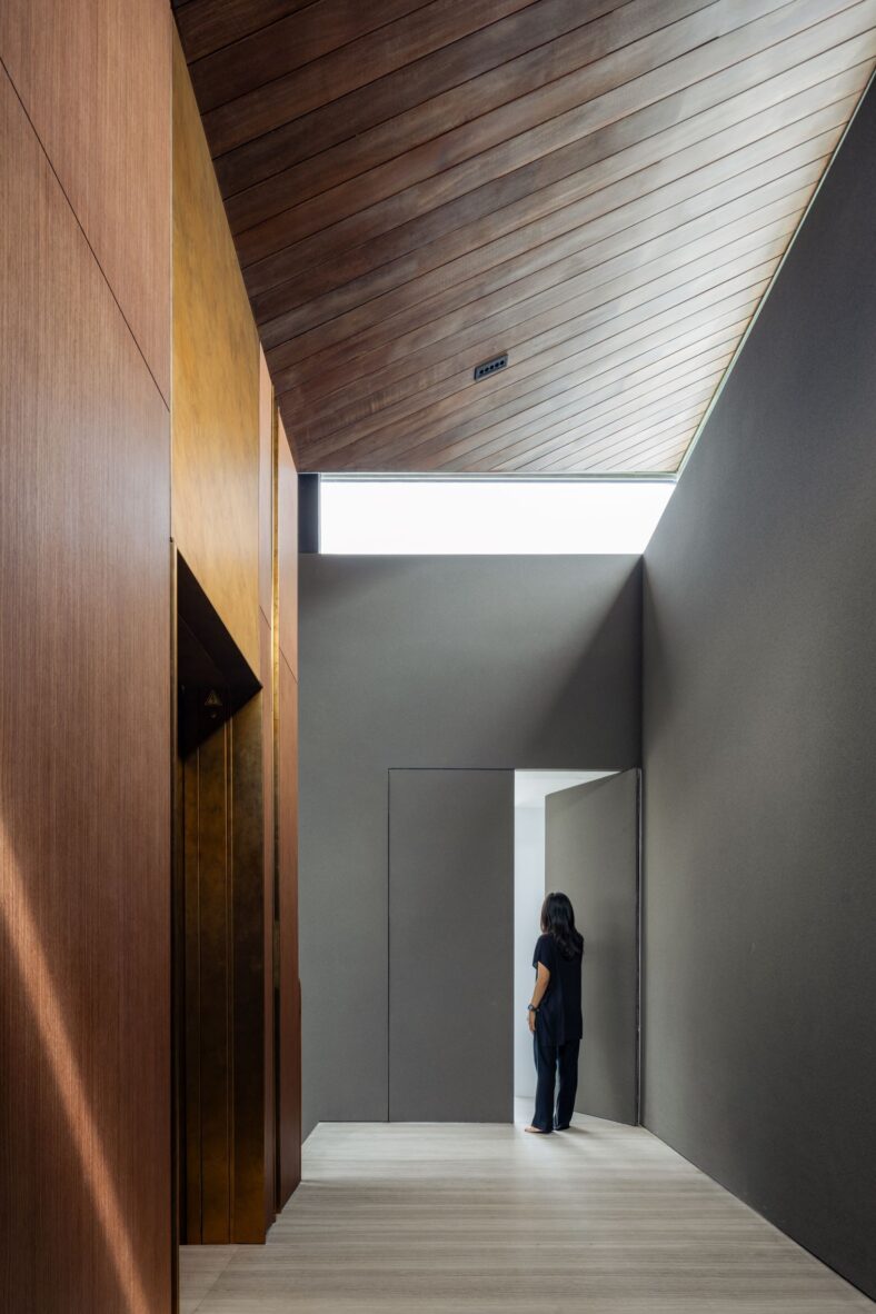 From Inside Looking Out House | K-Thengono Design Studio - Arch2O.com
