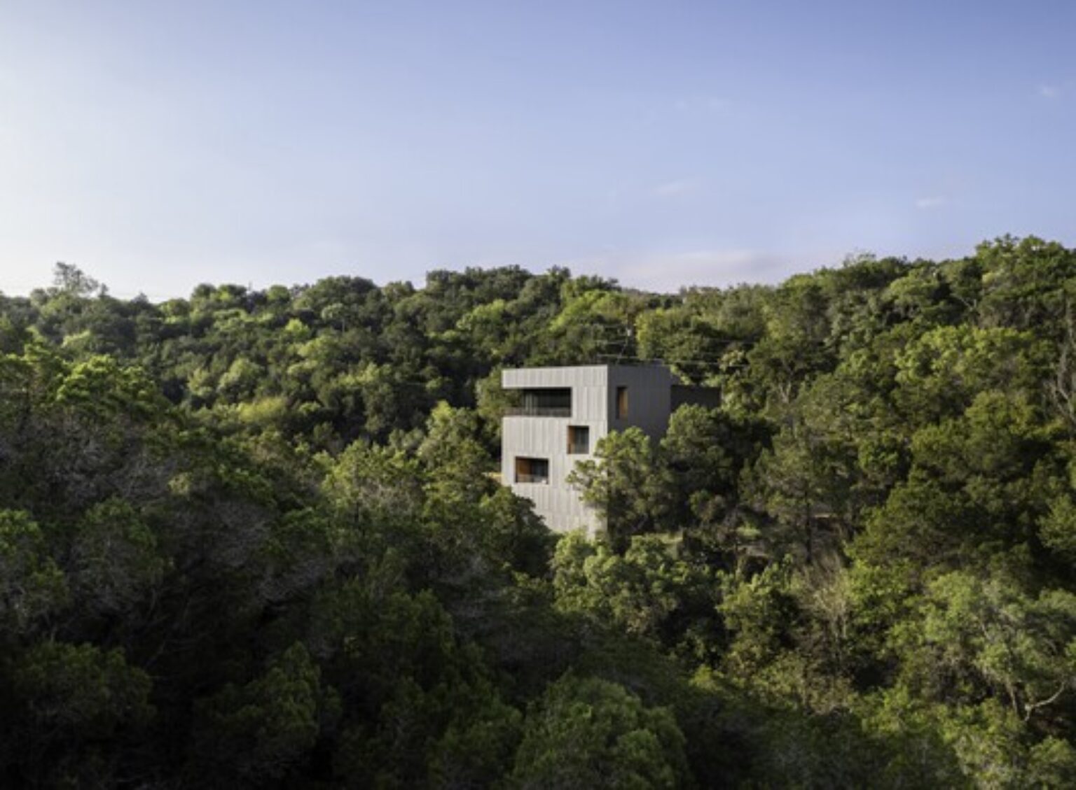 Falcon Ledge Residence | Alterstudio Architecture - Arch2O.com
