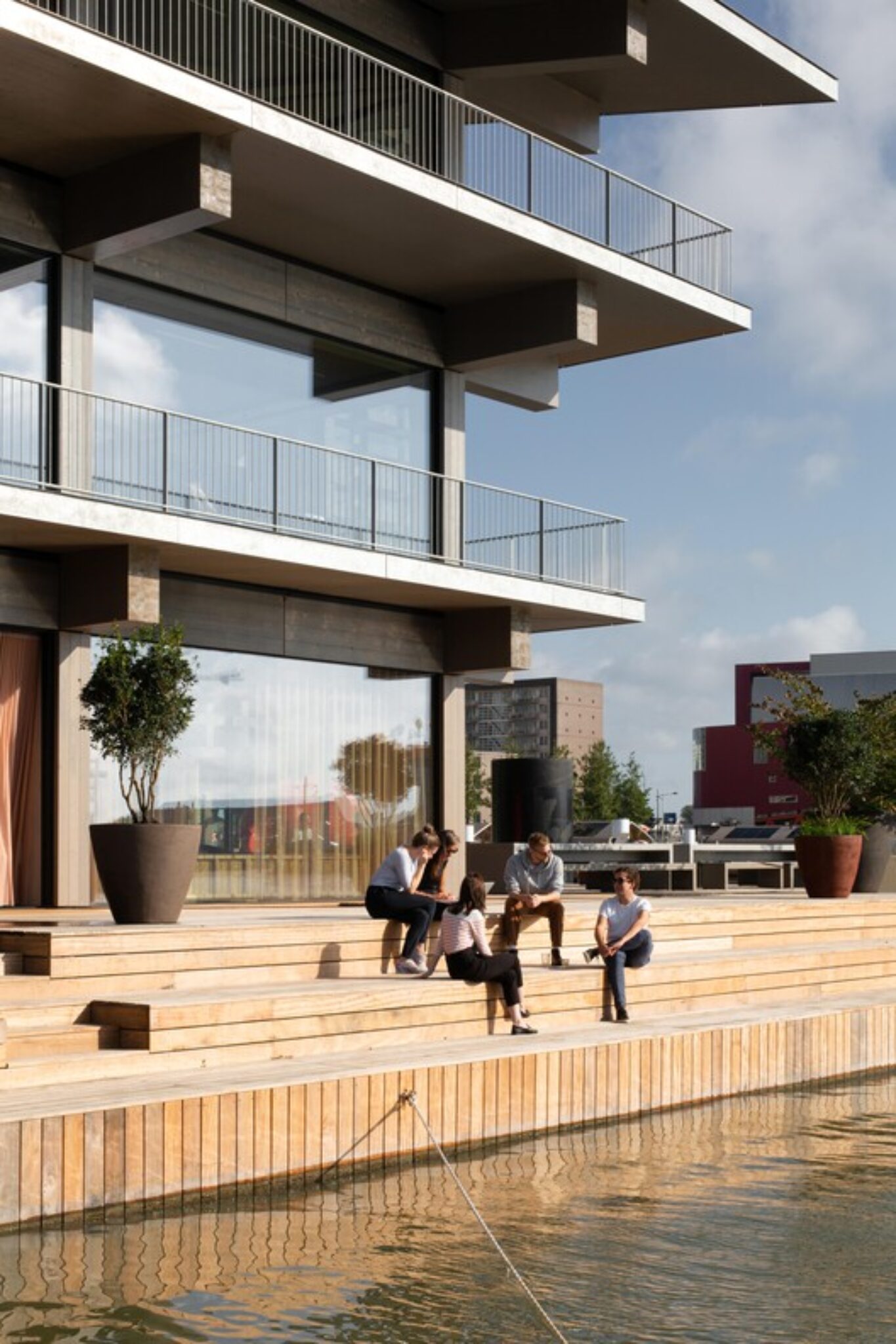 Floating Office Rotterdam | Powerhouse Company - Arch2O.com
